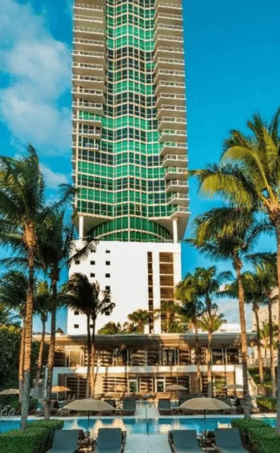 Your Limo Service to the Setai Hotel. Luxurious and Professional!